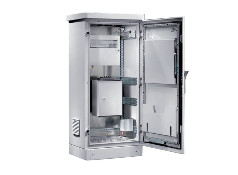 10 Rekomendasi Panel Listrik Outdoor Terbaik untuk Rumah dan Industri